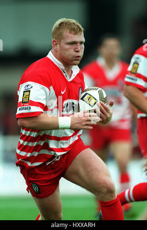 NEIL COWIE WIGAN WARRIORS RLFC 12 March 2000 Stock Photo - Alamy