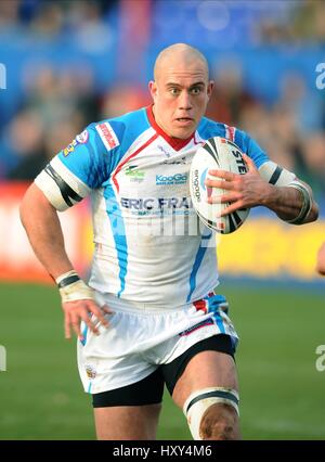 RICKY BIBEY WAKEFIELD WILDCATS RLFC BELLE VUE STADIUM WAKEFIELD ENGLAND ...