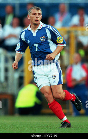 VLADIMIR JUGOVIC YUGOSLAVIA & INTER MILAN FC 13 June 2000 Stock Photo ...