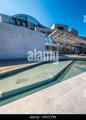 Water feature outside Scottish Parliament, Edinburgh Stock Photo - Alamy