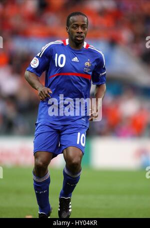 SIDNEY GOVOU FRANCE & LYON STADE DE SUISSE BERNE SWITZERLAND 13 June ...