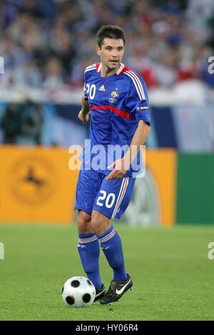 JEREMY TOULALAN FRANCE & OLYMPIQUE LYON LETZIGRUND STADUIM ZURICH ...