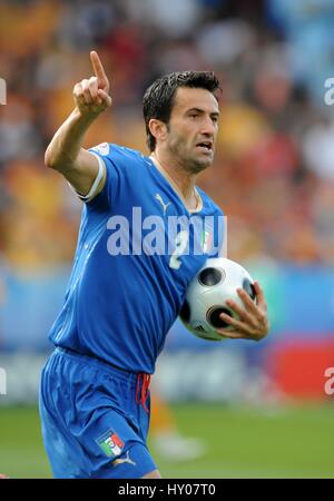 CHRISTIAN PANUCCI ITALY & AS ROMA LETZIGRUND STADUIM ZURICH SWITZERLAND ...