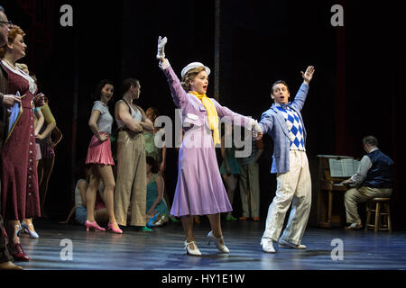 Clare Halse as Peggy Sawyer and Stuart Neal as Billy Lawler in a new ...