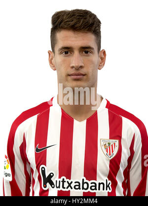 Enric Saborit Teixidor of Athletic Club Bilbao and Luciano Vietto of ...