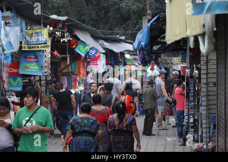 People of Guatemala City are enjoying time before Christmas in the city ...