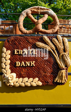 Erntedankumzug in Kirchwerder, Hamburg, Deutschland *** Harvest ...