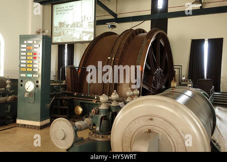 Winder, winding engine, wheel, of Coal mine, shaft, Coal mining museum ...