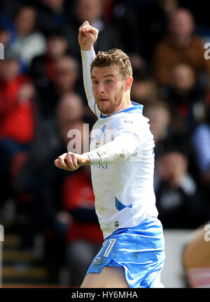 Sam Winnall of Sheffield celebrates after scoring his team's second ...