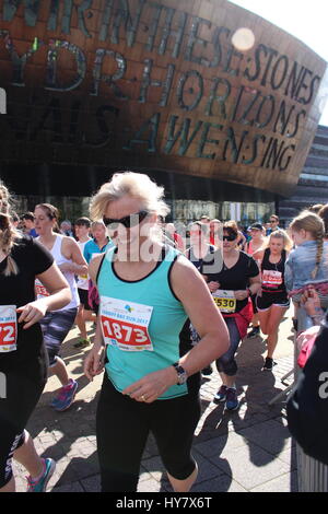 Cardiff, Wales. 2nd April 2017. Athletes take on the Cardiff Bay 10k ...