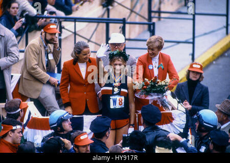 Allison Roe (NZL) winner of the 1981 Boston Marathon Stock Photo - Alamy