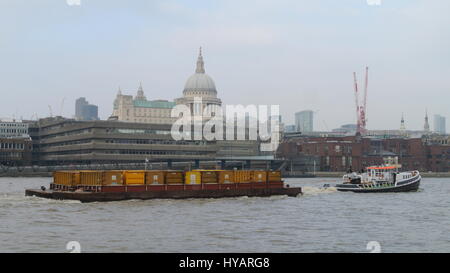 Tug Regain River Thames Towing Barges Lighters Lighterage Vessel Waste ...