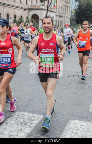 Non-competitive event, merged its 23rd Rome Marathon: the FunRun 2017 ...