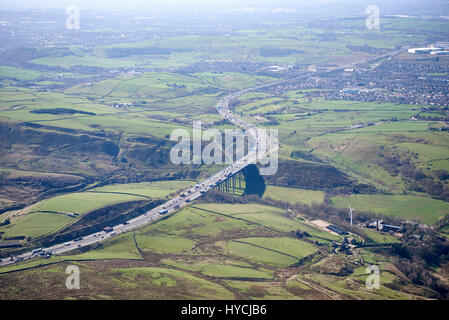 aerial view of the M62 motorway near Cleckheaton where Hunsworth Lane ...