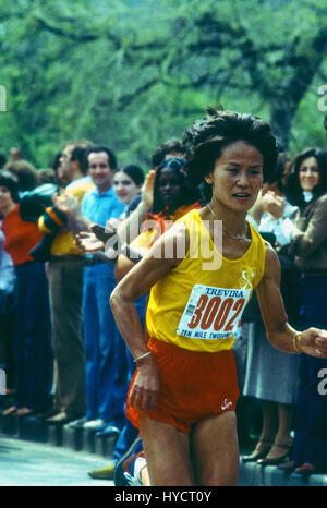 Miki Gorman competing in the 1979 L'eggs Mini Marathon Stock Photo - Alamy
