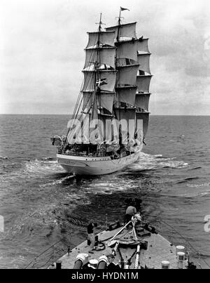 Windjammer: The Voyage of the Christian Radich, aka: Windjammer, USA ...