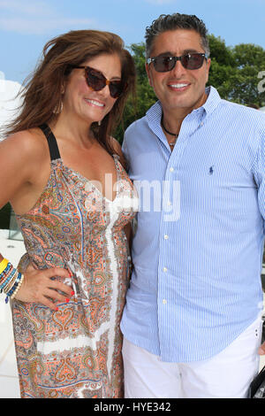 Jill Zarin's 2nd Annual Luxury Ladies Luncheon held at her waterfront ...