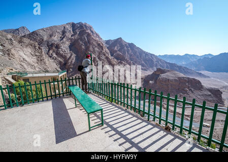 Road to Chak Chak (also spelled as Chek Chek - english: Drip Drip ...