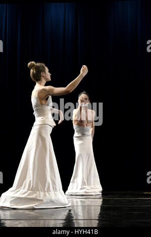 Butoh dance Performance Stock Photo - Alamy