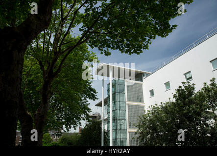 Aldham Robarts Library, Liverpool John Moores University Stock Photo ...