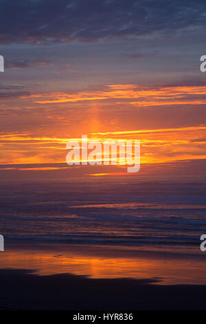 Sunset at Horsfall Beach, Oregon Dunes National Recreation Area, Oregon ...