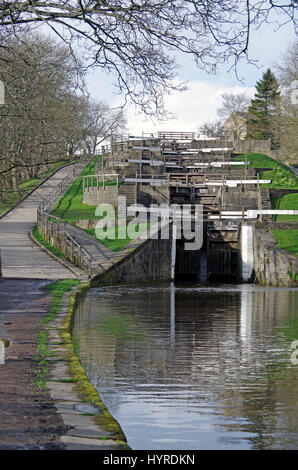 Bingley 5 rise Staircase Locks, one of the Seven Wonders of the ...