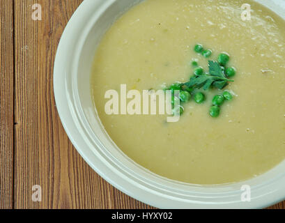 Perre hernemuhennos - Finnish pea pudding Stock Photo - Alamy