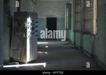EERIE images of Europe’s most spooky abandoned hospitals show just how ...