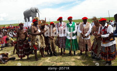 Barotseland, Zambia. 8th Apr, 2017. The boat "Nalikwanda" arrives in ...