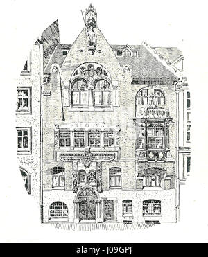 The Palatia Haus in Munich is a historical building known for its ...