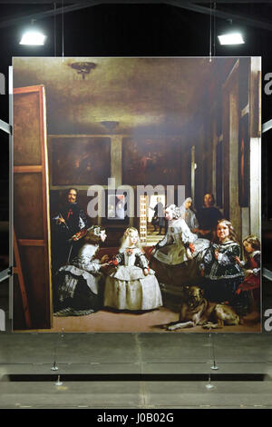 The Gasometer in Oberhausen hosts an exhibit called 'Der schöne Schein ...