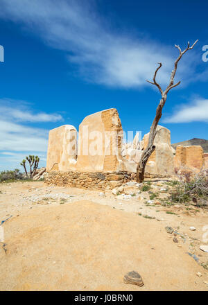 Desert landscape and the remnants of the Ryan Ranch. Joshua Tree ...
