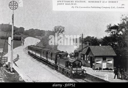 Spettisbury station with train under steam Stock Photo - Alamy