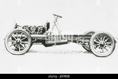 E1, the first 6 cylinder engine, in T20 chassis Stock Photo - Alamy