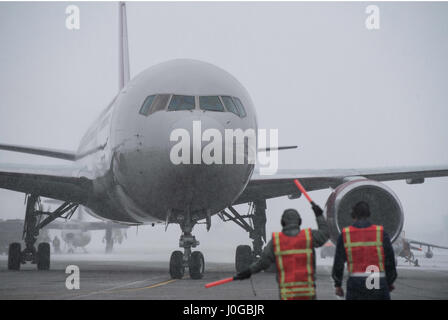 Airmen from the 35th Maintenance Squadron inspect F-16 Fighting Falcon ...