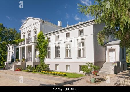 Small Manor House In Podstolice, Poland Stock Photo - Alamy