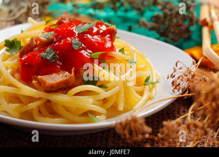 spaghetti with bacon and parsley Stock Photo - Alamy