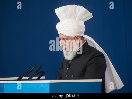 dpatop - Caliph Mirza Masroor Ahmad, the spiritual leader of the Ahmadiyya Muslim Community ...