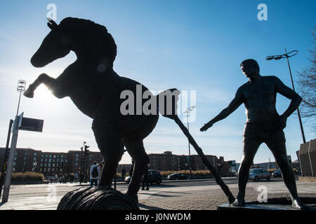 Great Escape,bronze,life-size,statue,horse,sculpture,Edward,Cronshaw ...