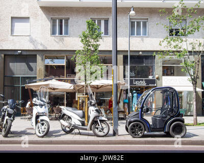 Biro , electrical smart city car designed in Italy, store in Milan ...