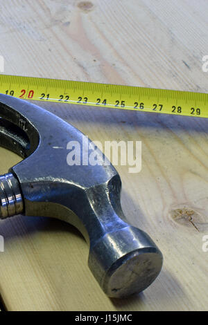 copyspace image of tools on wooden table Stock Photo - Alamy