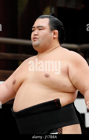Tokyo Japan. 17th Apr, 2017. Aoiyama, APRIL 17, 2017 - Sumo : Annual ...