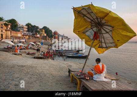Rewa ghat, varanasi, uttar pradesh, india, asia Stock Photo - Alamy
