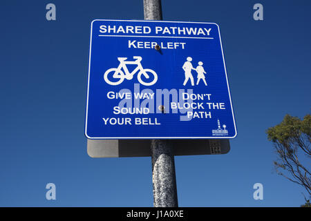 Shared pathway sign for pedestrians and cyclists, UK Stock Photo - Alamy