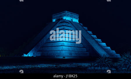 Light show at Kukulkan pyramid in ancient Mayan city Chichen Itza ...