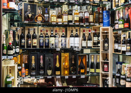 Rome, Italy - January 4, 2017: Store of pots of jam of different ...