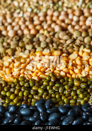 Abundance of raw green beans Stock Photo - Alamy