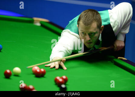 John Higgins on day seven of the 2026 Johnstone's Paint Masters at ...