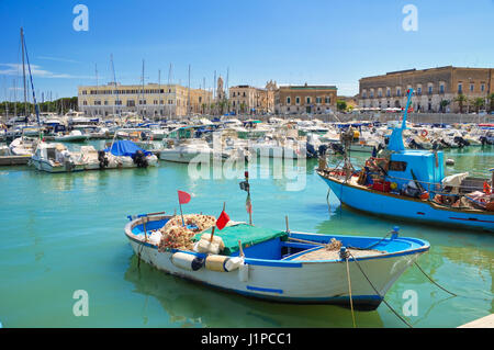 Trani / Beach Stock Photo - Alamy