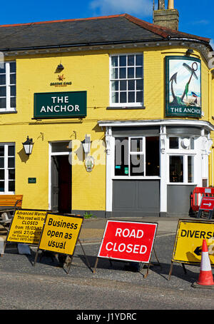 Woodbridge Town sign Stock Photo - Alamy